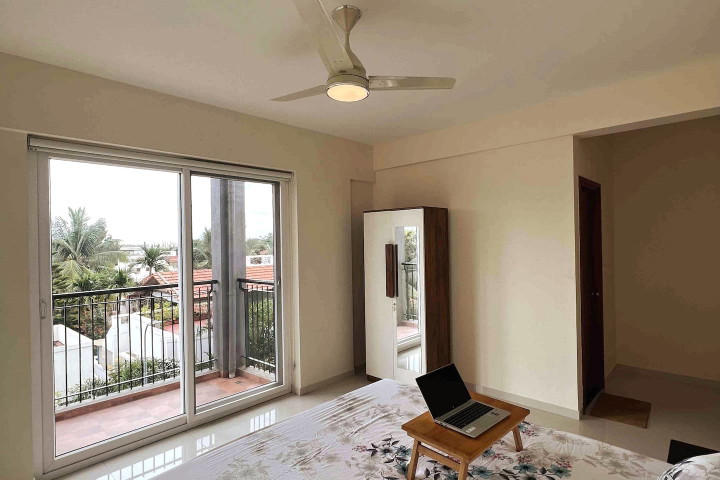 Homeoffice,king-suite,whitefield, Itpl,300mbps Net - India