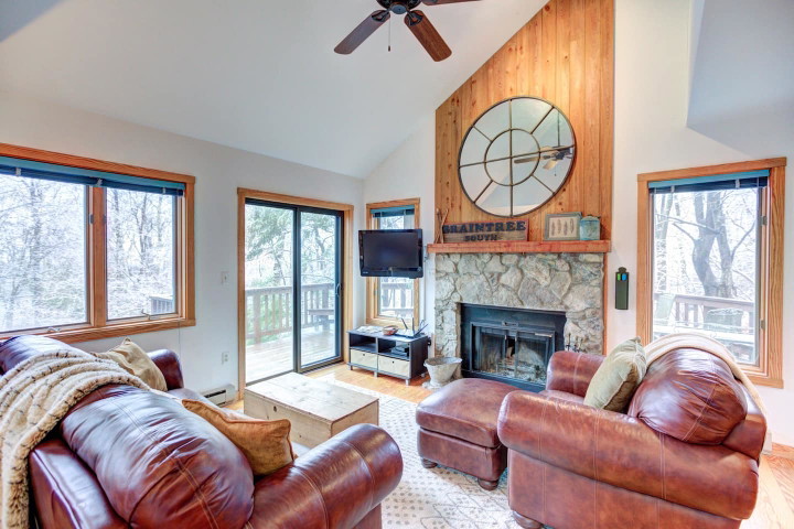 Relaxing 3 Bedroom Cabin In The Woods! - Wintergreen Resort, VA