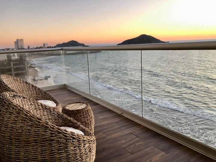 Marinadelsol10a/oceanview/beachfront - Mazatlan