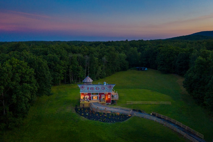 The Woodstock Barn House - Sauna, Gym, Jacuzzi - Woodstock, NY