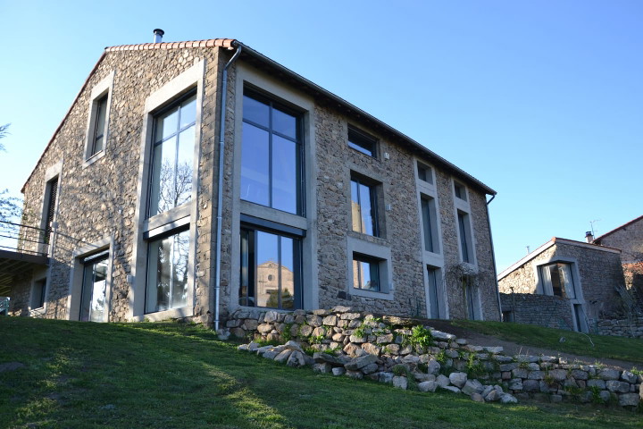 Maison, Jardin, Jacuzzi Chambles, Gorgesdelaloire - Saint-Just-Saint-Rambert