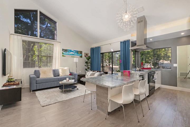 Modern Oc Destination Condo - Laguna Woods, CA