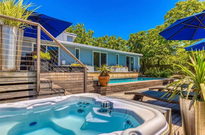 Beautiful Fire Island Pines Beach Housepool, Hot Tub, Rooftop, Garden & More! - Patchogue, NY