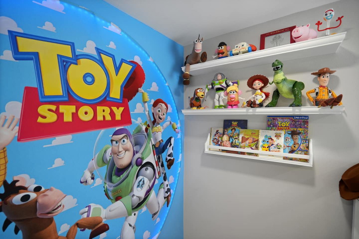 Rare Oct 26-29, Toy Story, Frozen, Game Room, Play - Placentia