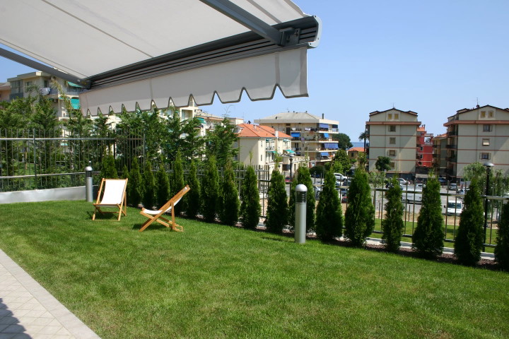 Appartamento Con Giardino Vista Mare A 200 M Dalla Spiaggia - Pietra Ligure