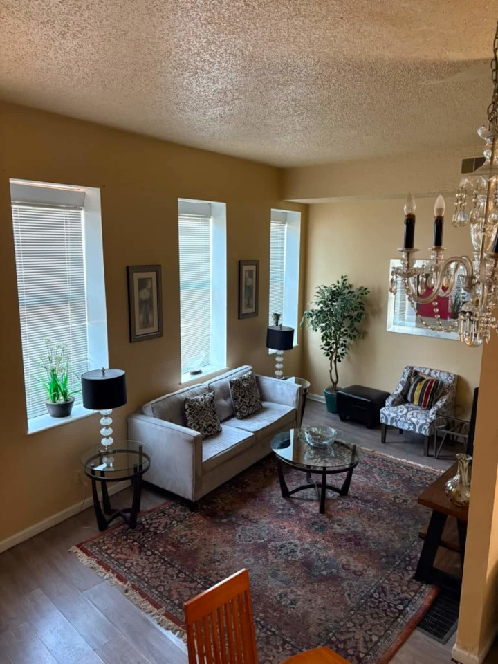 Design Moderne Au Charme Vintage - Saint-Louis, MO