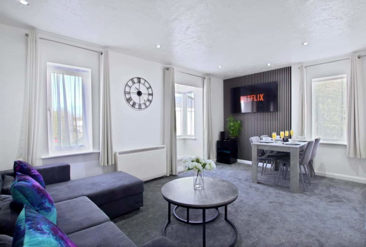 Stylish Apartment/sky/wi-fi/2 Parking Bays - Aylesbury