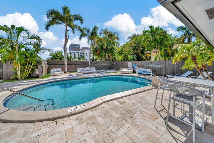 #1 Waterfront Studio With Heated Pool Near Beach - Fort Lauderdale, FL