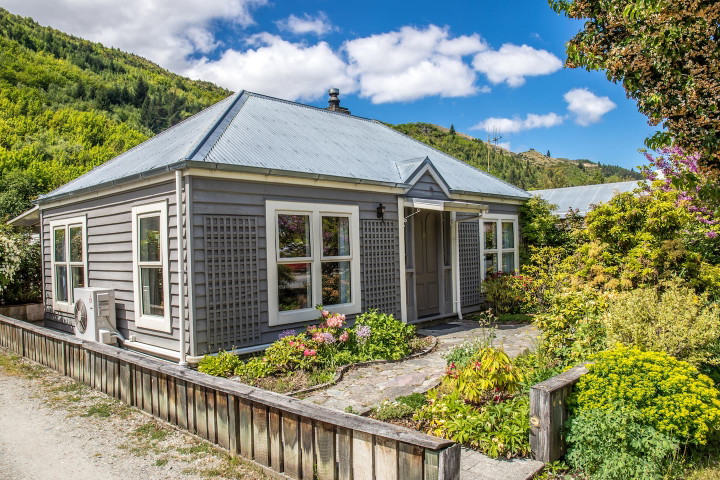 Arrowtown Charming Cottage - Arrowtown