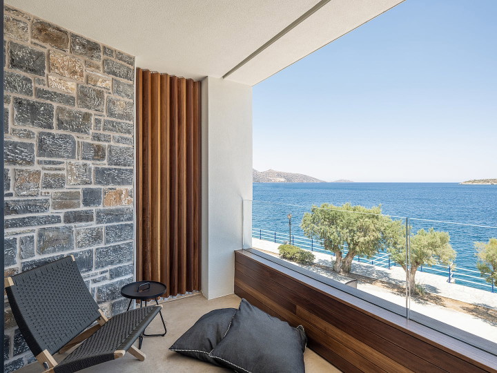 Sea View Suite 1 - Steps From The Beach - Agios Nikolaos