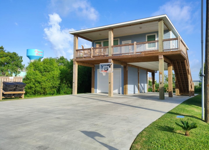 Cozy Peaceful Family Beach Cabin W/ Hoop - 