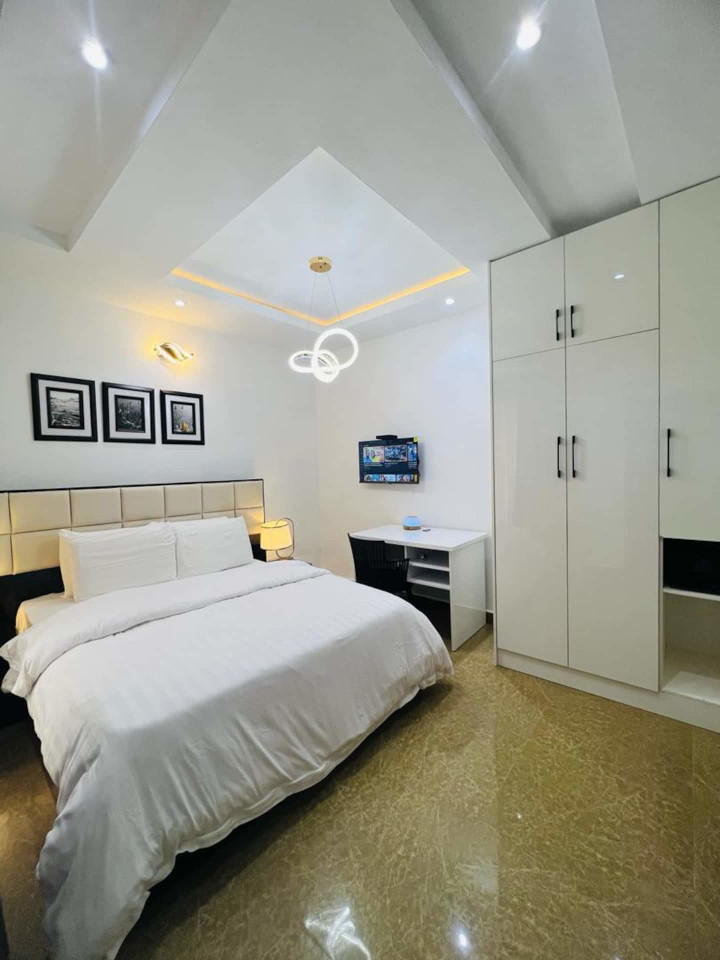 Classy Single Room In Ikeja Gra - Lagos
