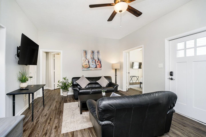 Fun 3br Noblesville Home Sleeps 7+ Arcade Game - Fishers, IN