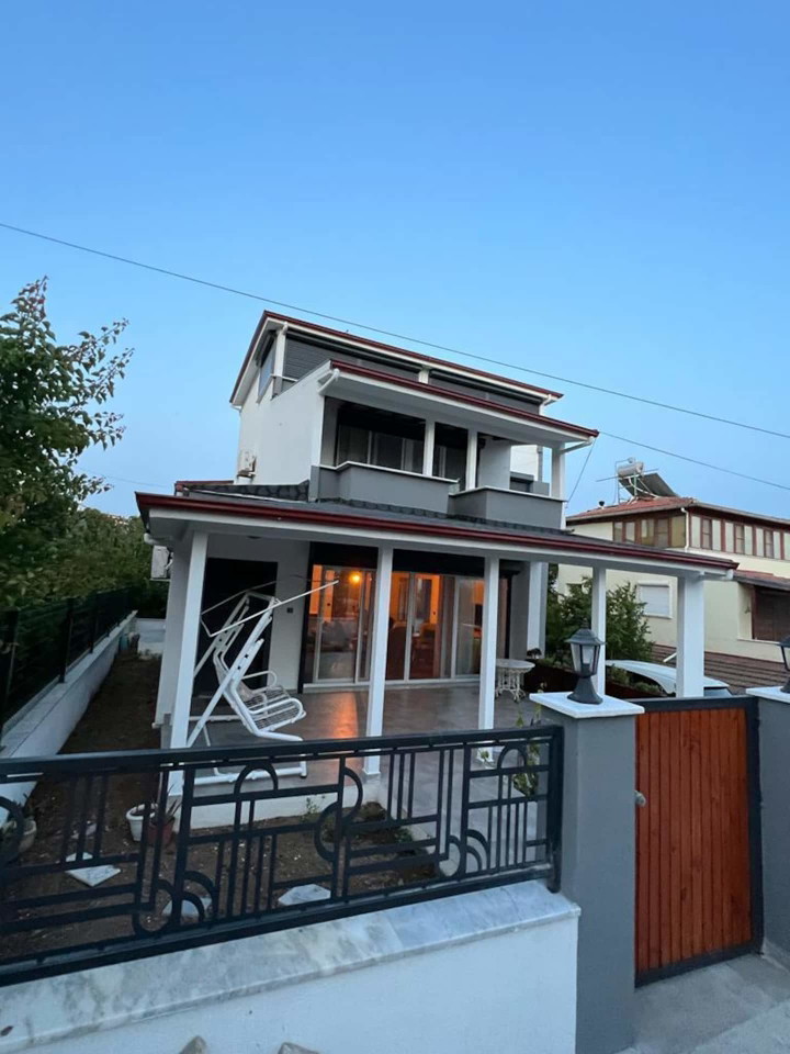 Didim Martı Sitesinde Tripleks Villa - Altınkum
