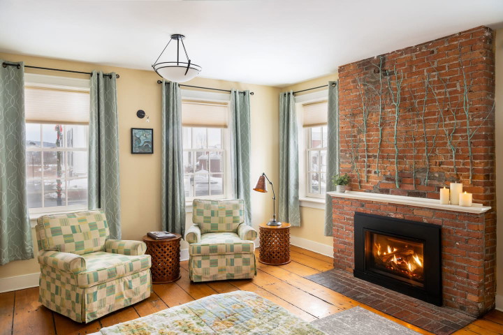 Parlor Suite - Stowe, VT