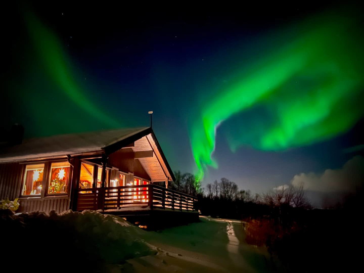 Hytte Ved Havet,turområde Og Sentral Beliggenhet. - Norway