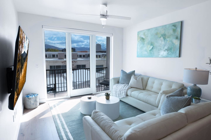 Deluxe 1br 1ba Stunning Amenities-pool, Htub, Gym+ - 솔트레이크시티