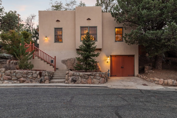 Frankie's Mile High Cottage On Historic Park Ave - Prescott, AZ