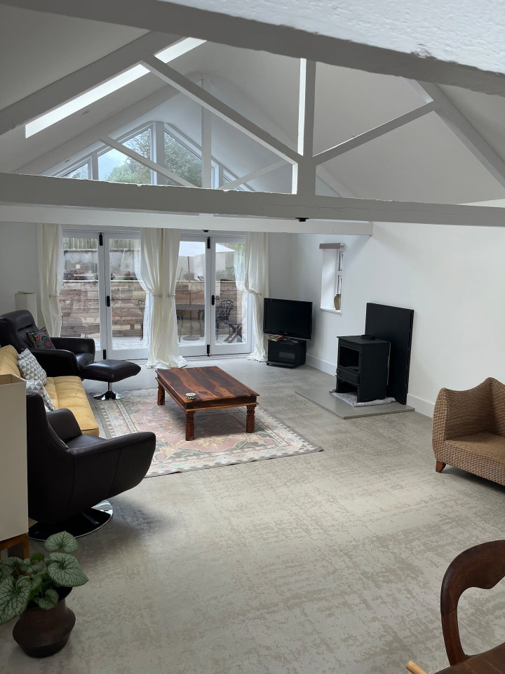 The Cowshed, Myrtle Farm, Sidbury - Sidmouth