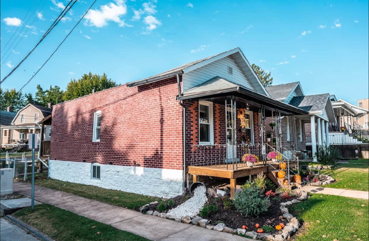 Zen Private House | K Bed | 5 Min Botanical Garden - St. Louis, MO