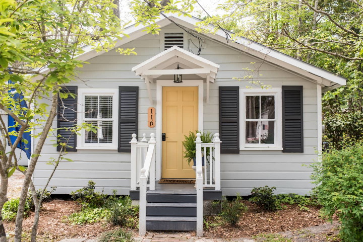 Summerville Schoolhouse Retreat - Summerville, SC