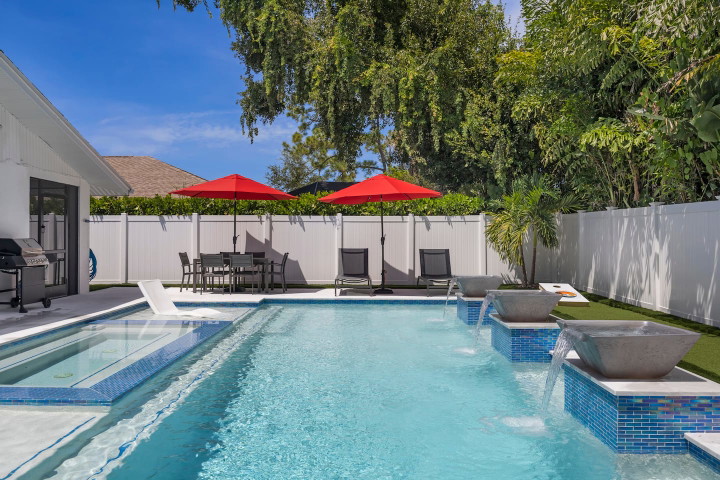 Luxe Sunset Splash, Epic Pool, Hot Tub, Beaches - Naples, FL