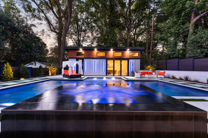 The Raven - Charlottes Luxury Guesthouse - Charlotte, NC