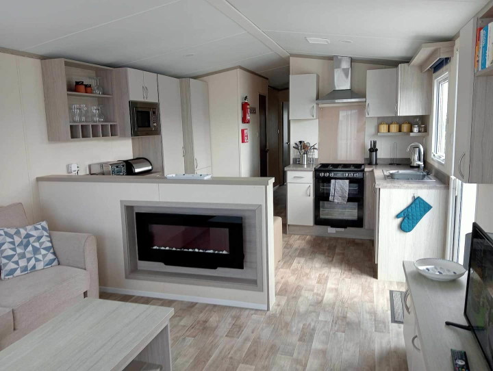 Superior Caravan Near Perranporth With Heated Pool - Perranporth