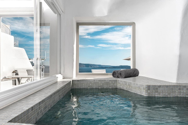 Emerald Suite | Diamond Luxury Suites Collection - Santorini