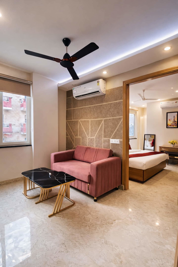 Chic 1bhk Lifestyle Suite | Signature Tower - Gurugram