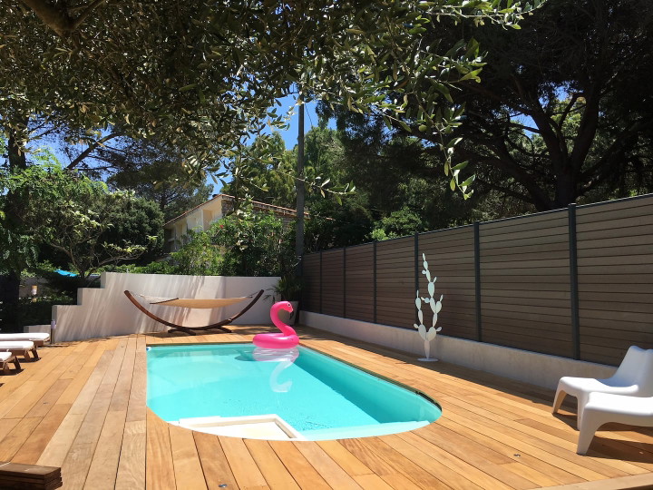 Huis Met Privézwembad En Strand Op 3 'Lopen - Côte d'Azur
