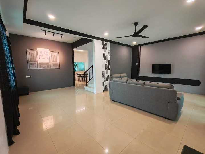 Air-home M1 Pure Intersection, 4br, 10pax, Netflix - Taiping