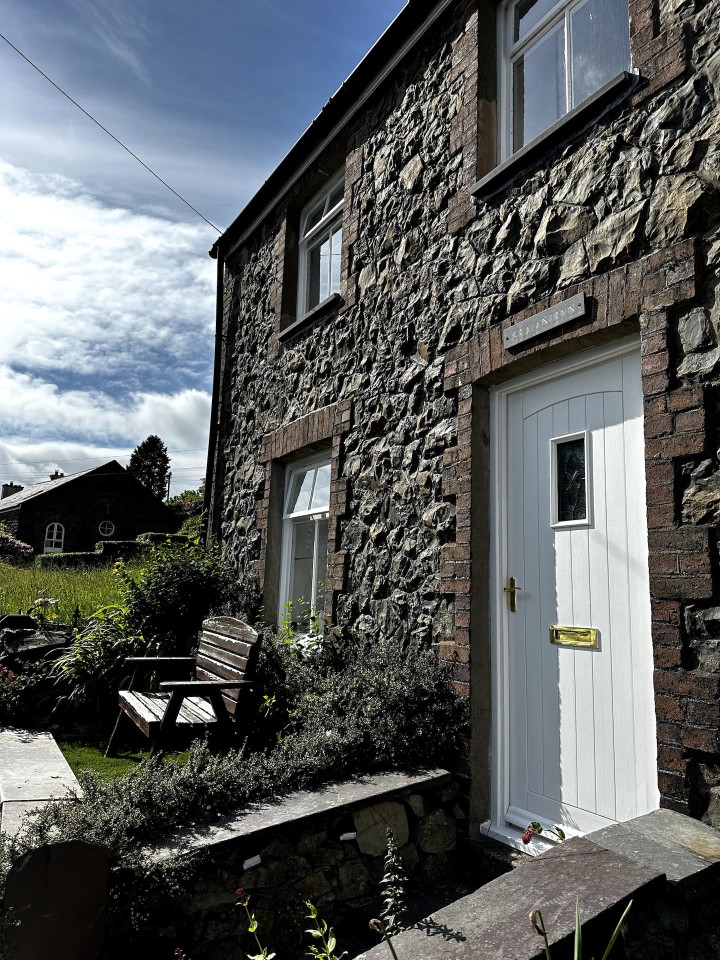 Cottage In Picturesque Snowdonia - Beddgelert