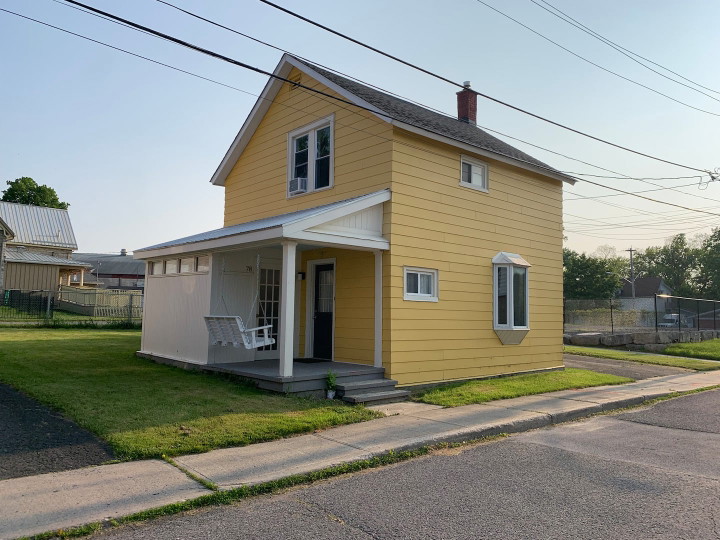 Private Home In Almonte - Carleton Place