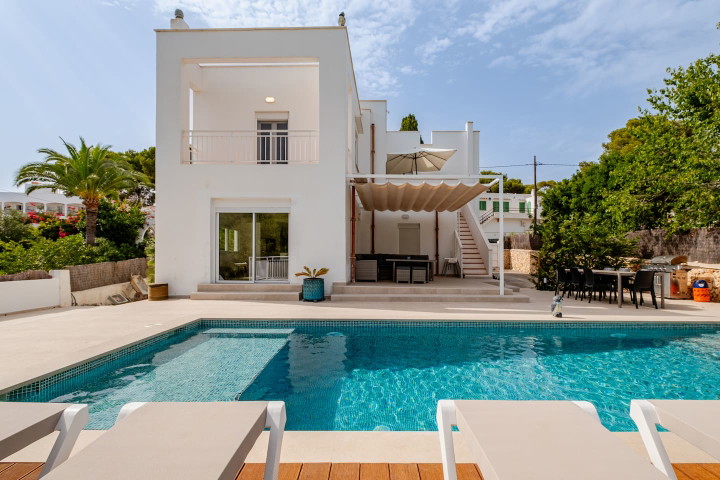 House In Cala D'or With Beach Access - Balearic Islands
