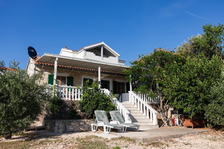Vacation Home - Tisno