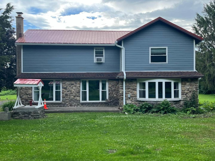 Country Home Just Minutes From Finger Lakes - Dundee, NY