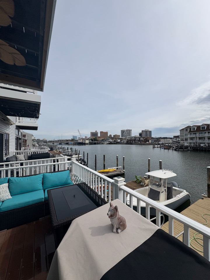 Refined Coastal Getaway By Beach & Bay With Views! - Atlantic City, NJ