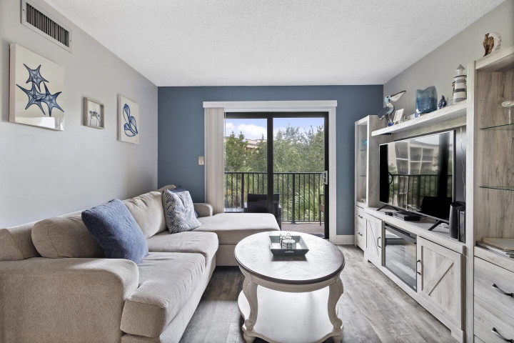 Updated Condo W/ Pool, Tennis, Walk To The Beach , Coligny And Celebration Park! - Florida