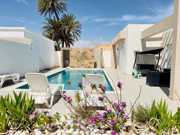 Luxurious Villa With Pool - Djerba
