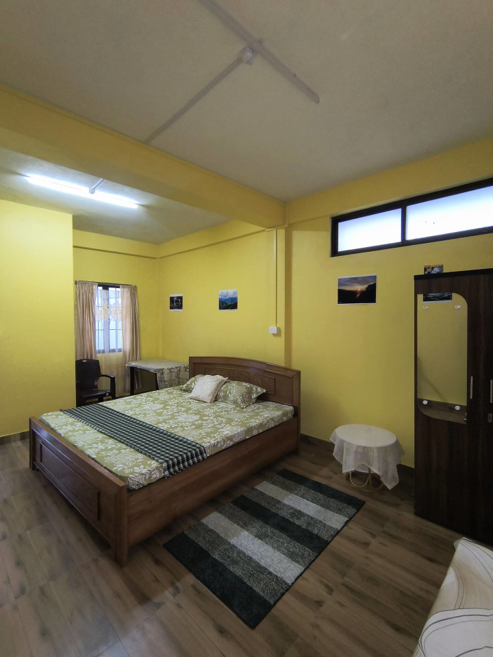 Two Minimalistic Room - Cherrapunji