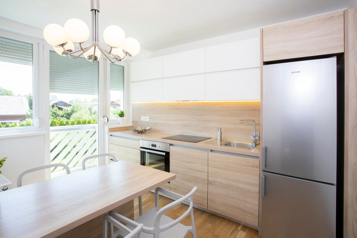 Appartement Moderne | Balcon, Garage Et Climatisation - Bled