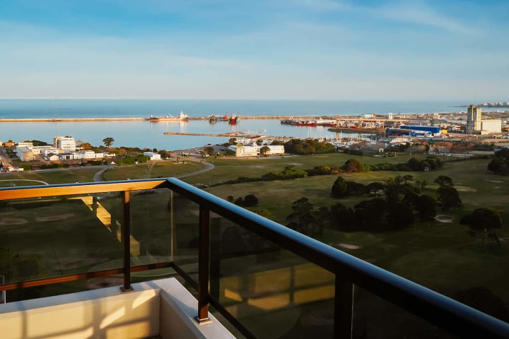 Departamento De Categoría Frente Al Mar Y Al Golf - Mar del Plata
