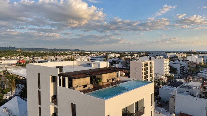 Loft + Pool | Prime Location Near The Beach - Mexico