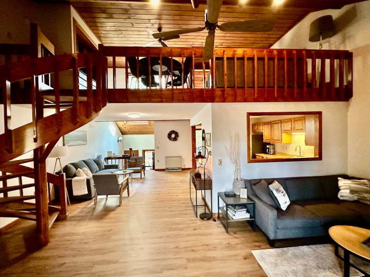 Spacious Condo Near Adventure, Shopping & Dining - Conway, NH