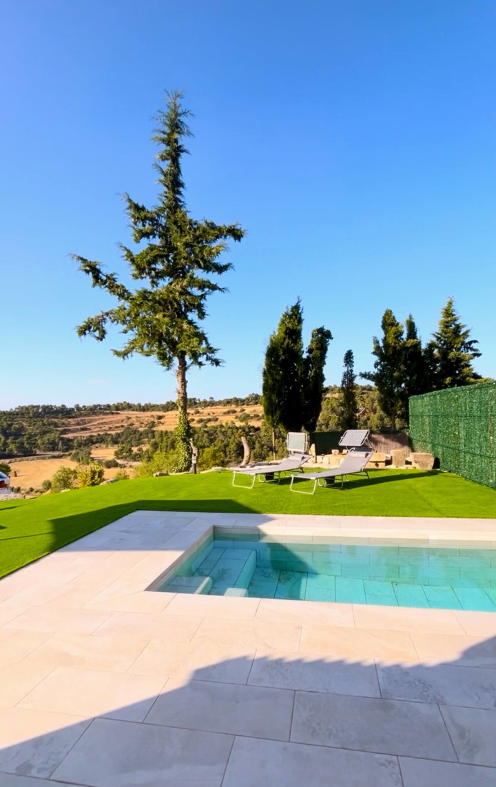 Cantó El Sech H.u.t Amb Piscina Privada - Catalogne