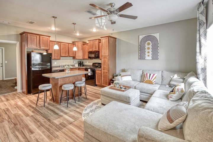 Brand New Chic Condo W/ Pool & Gated Access - Tallahassee, FL