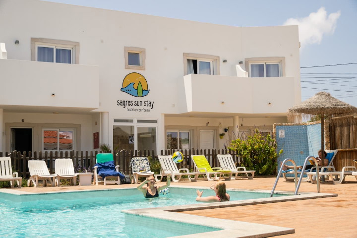 Individual Bed In 8-bed Mixed Dorm W/ Breakfast - Sagres