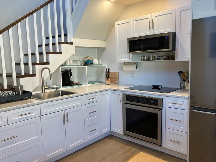 River Carriage House - Vancouver Island