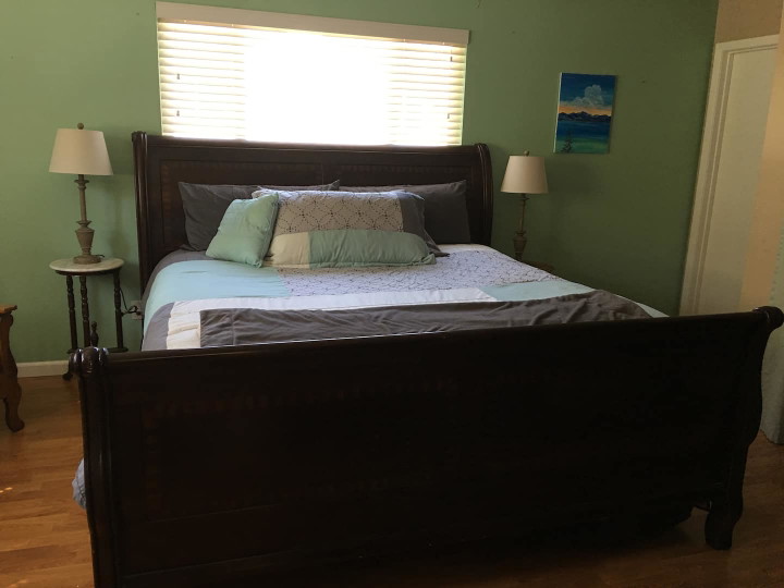 Convenient Private Room With Full Bath - 